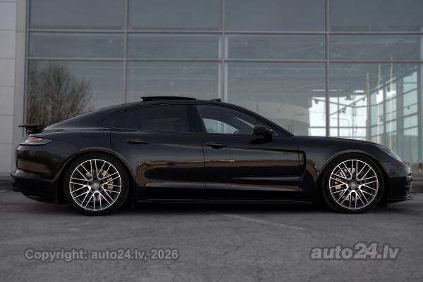 Black Porsche Panamera 2021 in Tallinn, with an engine capacity of 2.90 L and mileage of 60 thousand km for 78900 €, photo 2 on AUTOMOTO.COM.LV
