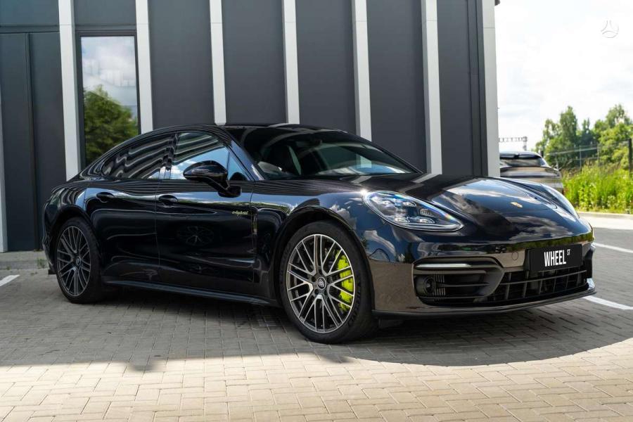 Melns Porsche Panamera 2021 Viļņa, ar dzinēja tilpumu 3.00 L un nobraukumu 68 tūkst. km par 75000 €, foto 8 vietnē AUTOMOTO.COM.LV