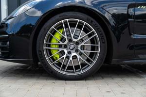 Melns Porsche Panamera 2021 Viļņa, ar dzinēja tilpumu 3.00 L un nobraukumu 68 tūkst. km par 75000 €, foto 12 vietnē AUTOMOTO.COM.LV