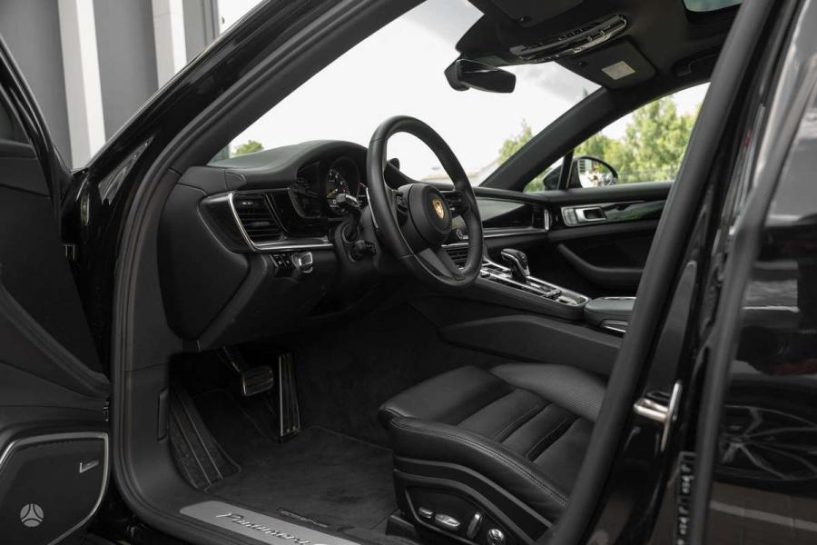 Melns Porsche Panamera 2021 Viļņa, ar dzinēja tilpumu 3.00 L un nobraukumu 68 tūkst. km par 75000 €, foto 14 vietnē AUTOMOTO.COM.LV