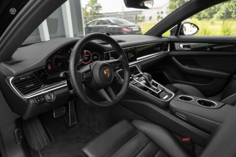 Melns Porsche Panamera 2021 Viļņa, ar dzinēja tilpumu 3.00 L un nobraukumu 68 tūkst. km par 75000 €, foto 15 vietnē AUTOMOTO.COM.LV