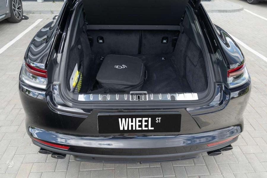 Melns Porsche Panamera 2021 Viļņa, ar dzinēja tilpumu 3.00 L un nobraukumu 68 tūkst. km par 75000 €, foto 22 vietnē AUTOMOTO.COM.LV