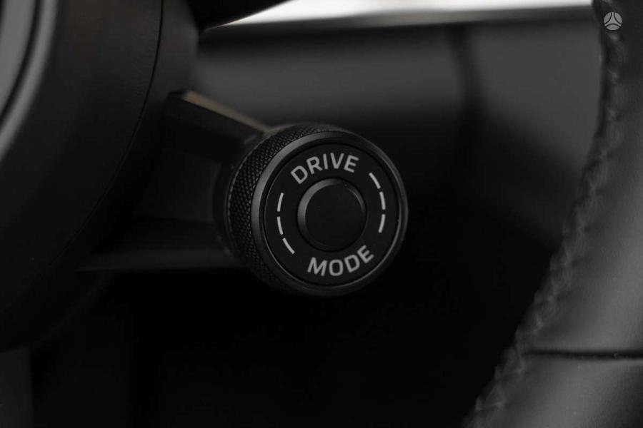 Melns Porsche Panamera 2021 Viļņa, ar dzinēja tilpumu 3.00 L un nobraukumu 68 tūkst. km par 75000 €, foto 30 vietnē AUTOMOTO.COM.LV