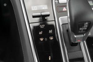 Melns Porsche Panamera 2021 Viļņa, ar dzinēja tilpumu 3.00 L un nobraukumu 68 tūkst. km par 75000 €, foto 37 vietnē AUTOMOTO.COM.LV