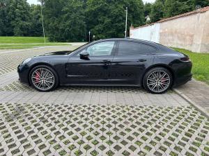 Black Porsche Panamera 2021 in Kaunas, with an engine capacity of 2.89 L and mileage of 84 thousand km for 84900 €, photo 7 on AUTOMOTO.COM.LV