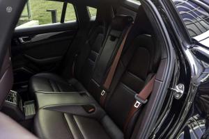 Black Porsche Panamera 2021 in Vilnius, with an engine capacity of 2.89 L and mileage of 170 thousand km for 57900 €, photo 25 on AUTOMOTO.COM.LV