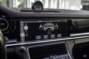Black Porsche Panamera 2021 in Vilnius, with an engine capacity of 2.89 L and mileage of 170 thousand km for 57900 €, photo 30 on AUTOMOTO.COM.LV
