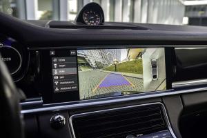 Black Porsche Panamera 2021 in Vilnius, with an engine capacity of 2.89 L and mileage of 170 thousand km for 57900 €, photo 32 on AUTOMOTO.COM.LV