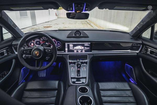 Melns Porsche Panamera 2022 Viļņa, ar dzinēja tilpumu 4.00 L un nobraukumu 42 tūkst. km par 98000 €, foto 10 vietnē AUTOMOTO.COM.LV