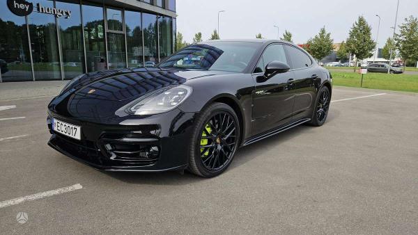Melns Porsche Panamera 2023 Kauņa, ar dzinēja tilpumu 2.89 L un nobraukumu 22 tūkst. km par 73995 €, foto 5 vietnē AUTOMOTO.COM.LV