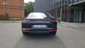 Melns Porsche Panamera 2023 Kauņa, ar dzinēja tilpumu 2.89 L un nobraukumu 22 tūkst. km par 73995 €, foto 7 vietnē AUTOMOTO.COM.LV