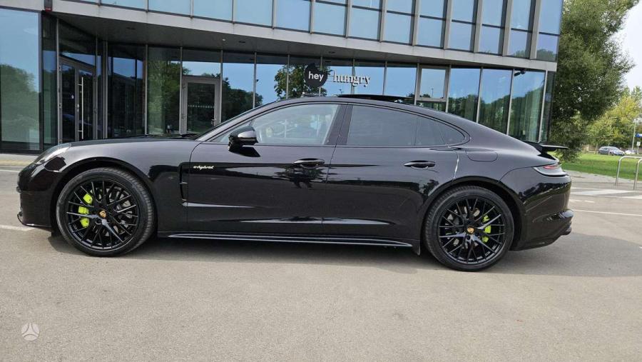 Melns Porsche Panamera 2023 Kauņa, ar dzinēja tilpumu 2.89 L un nobraukumu 22 tūkst. km par 73995 €, foto 11 vietnē AUTOMOTO.COM.LV
