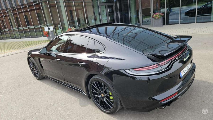 Melns Porsche Panamera 2023 Kauņa, ar dzinēja tilpumu 2.89 L un nobraukumu 22 tūkst. km par 73995 €, foto 12 vietnē AUTOMOTO.COM.LV