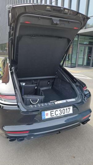 Melns Porsche Panamera 2023 Kauņa, ar dzinēja tilpumu 2.89 L un nobraukumu 22 tūkst. km par 73995 €, foto 17 vietnē AUTOMOTO.COM.LV