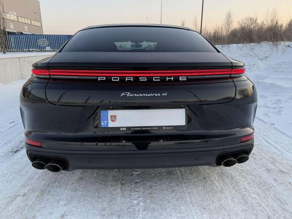 Black Porsche Panamera 2024 in Klaipeda, with an engine capacity of 2.89 L and mileage of 33 thousand km for 108900 €, photo 6 on AUTOMOTO.COM.LV