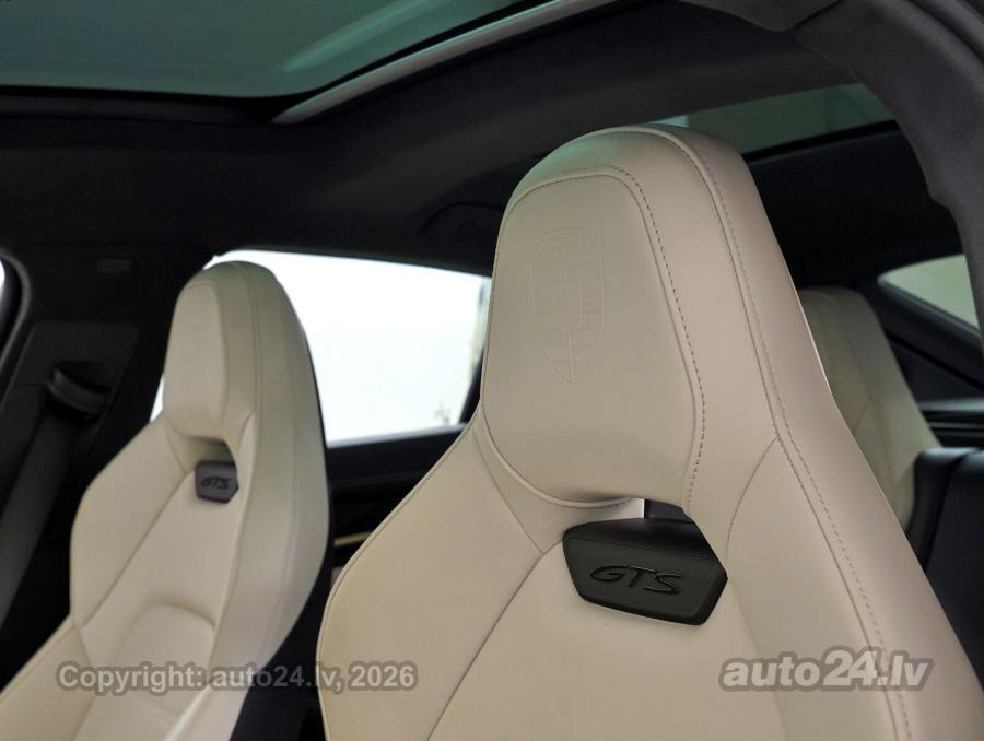 Melns Porsche Panamera 2025 Tallina, ar dzinēja tilpumu 4.00 L un nobraukumu 16 tūkst. km par 188900 €, foto 12 vietnē AUTOMOTO.COM.LV