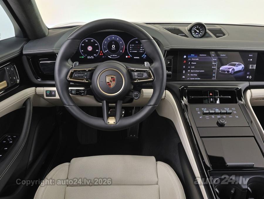 Melns Porsche Panamera 2025 Tallina, ar dzinēja tilpumu 4.00 L un nobraukumu 16 tūkst. km par 188900 €, foto 14 vietnē AUTOMOTO.COM.LV