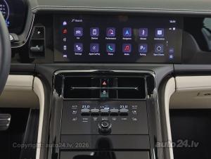 Melns Porsche Panamera 2025 Tallina, ar dzinēja tilpumu 4.00 L un nobraukumu 16 tūkst. km par 188900 €, foto 17 vietnē AUTOMOTO.COM.LV