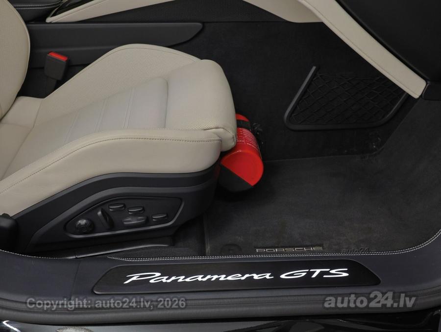 Melns Porsche Panamera 2025 Tallina, ar dzinēja tilpumu 4.00 L un nobraukumu 16 tūkst. km par 188900 €, foto 26 vietnē AUTOMOTO.COM.LV