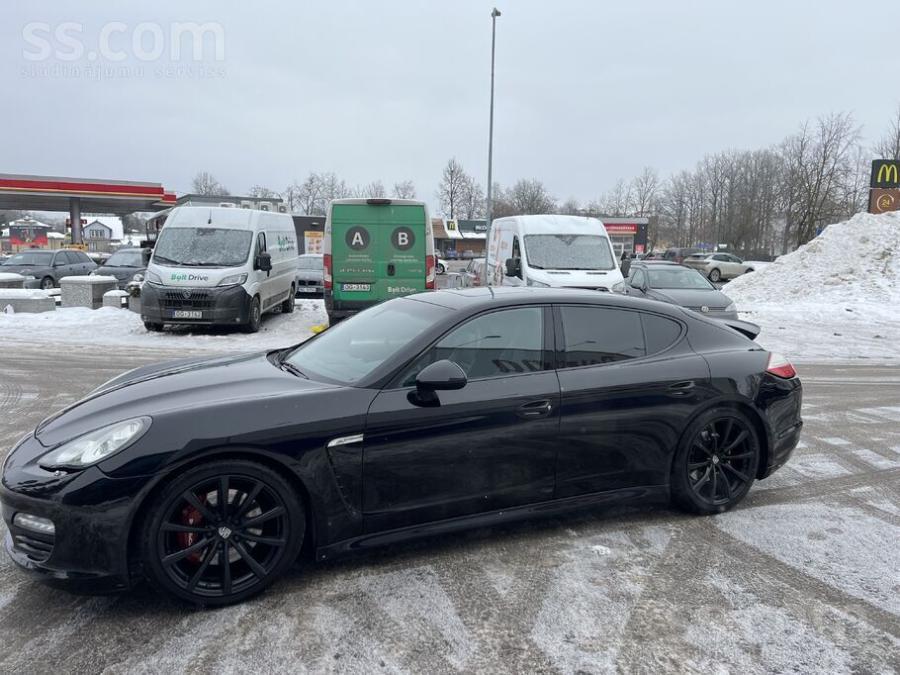 Melns Porsche Panamera 2010 Jelgava, ar dzinēja tilpumu 4.80 L un nobraukumu 252 tūkst. km par 17000 €, foto 8 vietnē AUTOMOTO.COM.LV