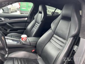 Melns Porsche Panamera 2010 Jelgava, ar dzinēja tilpumu 4.80 L un nobraukumu 252 tūkst. km par 17000 €, foto 19 vietnē AUTOMOTO.COM.LV