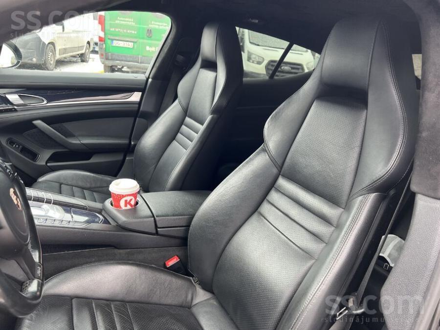 Melns Porsche Panamera 2010 Jelgava, ar dzinēja tilpumu 4.80 L un nobraukumu 252 tūkst. km par 17000 €, foto 19 vietnē AUTOMOTO.COM.LV