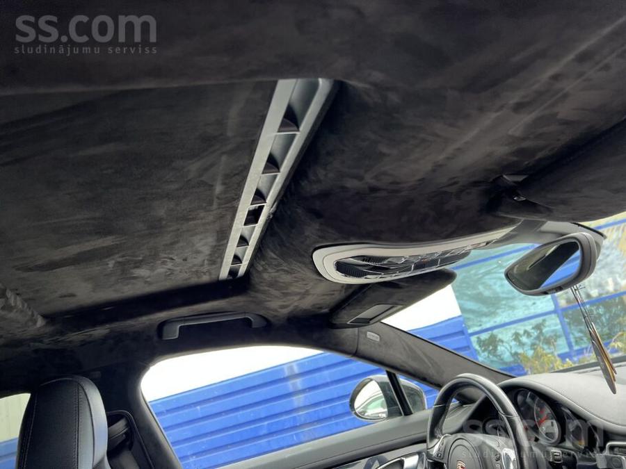 Melns Porsche Panamera 2010 Jelgava, ar dzinēja tilpumu 4.80 L un nobraukumu 252 tūkst. km par 17000 €, foto 24 vietnē AUTOMOTO.COM.LV