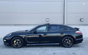 Melns Porsche Panamera 2011 Kauņa, ar dzinēja tilpumu 3.60 L un nobraukumu 210 tūkst. km par 14950 €, foto 3 vietnē AUTOMOTO.COM.LV