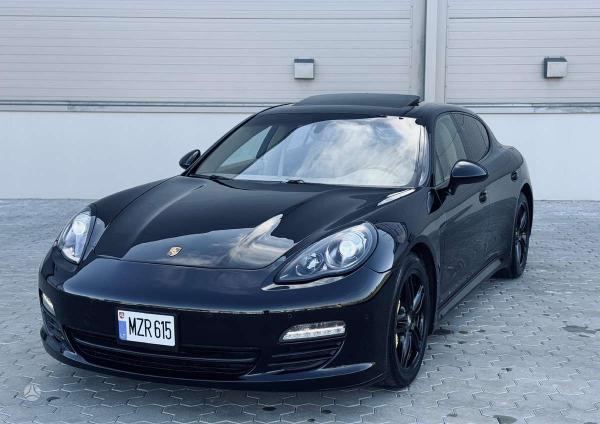 Melns Porsche Panamera 2011 Kauņa, ar dzinēja tilpumu 3.60 L un nobraukumu 210 tūkst. km par 14950 €, foto 8 vietnē AUTOMOTO.COM.LV