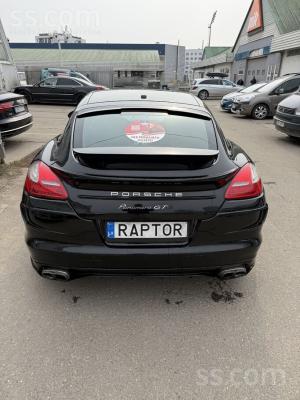Melns Porsche Panamera 2011 Daugavpils, ar dzinēja tilpumu 3.60 L un nobraukumu 210 tūkst. km par 15000 €, foto 4 vietnē AUTOMOTO.COM.LV