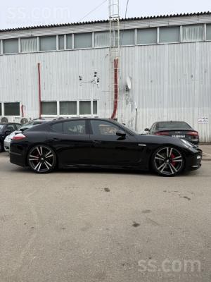 Melns Porsche Panamera 2011 Daugavpils, ar dzinēja tilpumu 3.60 L un nobraukumu 210 tūkst. km par 15000 €, foto 6 vietnē AUTOMOTO.COM.LV