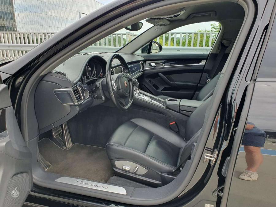 Melns Porsche Panamera 2012 Viļņa, ar dzinēja tilpumu 3.00 L un nobraukumu 267 tūkst. km par 21500 €, foto 14 vietnē AUTOMOTO.COM.LV
