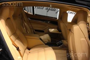 Melns Porsche Panamera 2013 Rīga, ar dzinēja tilpumu 3.00 L un nobraukumu 65 tūkst. km par 43800 €, foto 23 vietnē AUTOMOTO.COM.LV