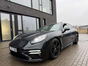 Melns Porsche Panamera 2014 Kauņa, ar dzinēja tilpumu 3.60 L un nobraukumu 204 tūkst. km par 16800 €, foto  vietnē AUTOMOTO.COM.LV