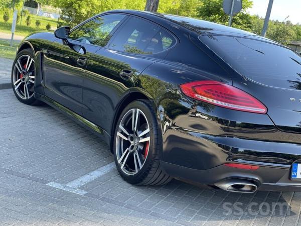 Melns Porsche Panamera 2014 Jūrmala, ar dzinēja tilpumu 3.00 L un nobraukumu 0 tūkst. km par 21450 €, foto 6 vietnē AUTOMOTO.COM.LV