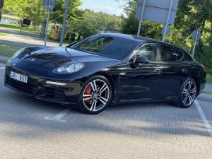 Black Porsche Panamera 2014 in Jurmala, with an engine capacity of 3.00 L and mileage of 0 thousand km for 21450 €, photo 17 on AUTOMOTO.COM.LV
