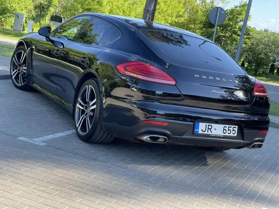 Melns Porsche Panamera 2014 Jūrmala, ar dzinēja tilpumu 3.00 L un nobraukumu 208 tūkst. km par 21450 €, foto 3 vietnē AUTOMOTO.COM.LV