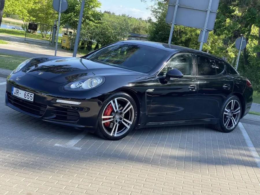 Melns Porsche Panamera 2014 Jūrmala, ar dzinēja tilpumu 3.00 L un nobraukumu 208 tūkst. km par 21450 €, foto 18 vietnē AUTOMOTO.COM.LV