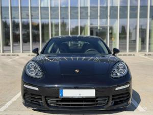 Black Porsche Panamera 2015 in Vilnius, with an engine capacity of 2.97 L and mileage of 93 thousand km for 30000 €, photo 5 on AUTOMOTO.COM.LV