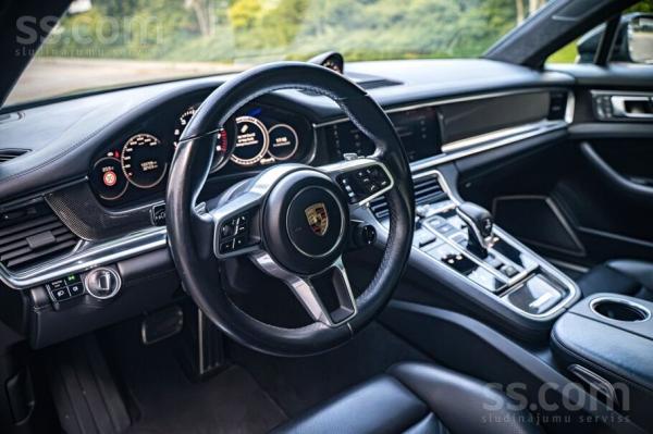 Melns Porsche Panamera 2016 Rīga, ar dzinēja tilpumu 4.00 L un nobraukumu 104 tūkst. km par 53990 €, foto 9 vietnē AUTOMOTO.COM.LV