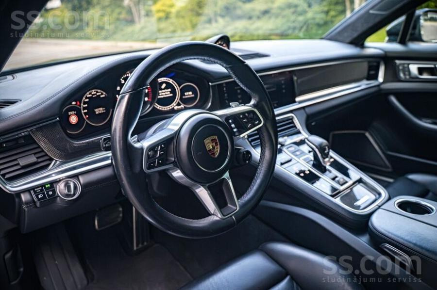 Melns Porsche Panamera 2016 Rīga, ar dzinēja tilpumu 4.00 L un nobraukumu 104 tūkst. km par 53990 €, foto 9 vietnē AUTOMOTO.COM.LV