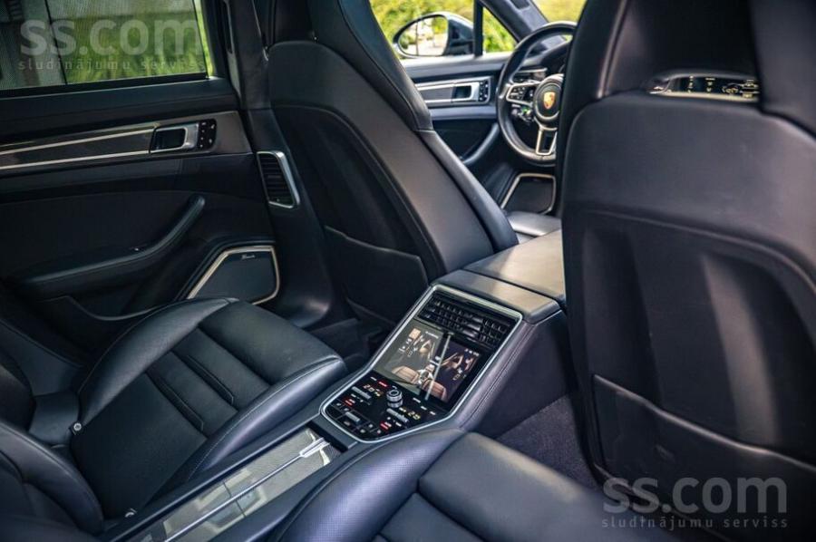 Melns Porsche Panamera 2016 Rīga, ar dzinēja tilpumu 4.00 L un nobraukumu 104 tūkst. km par 53990 €, foto 15 vietnē AUTOMOTO.COM.LV