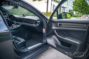 Melns Porsche Panamera 2016 Rīga, ar dzinēja tilpumu 4.00 L un nobraukumu 104 tūkst. km par 53990 €, foto 19 vietnē AUTOMOTO.COM.LV