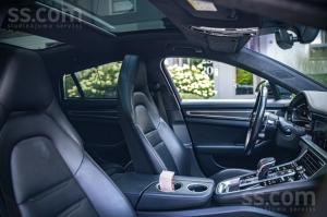 Melns Porsche Panamera 2016 Rīga, ar dzinēja tilpumu 4.00 L un nobraukumu 104 tūkst. km par 53990 €, foto 23 vietnē AUTOMOTO.COM.LV
