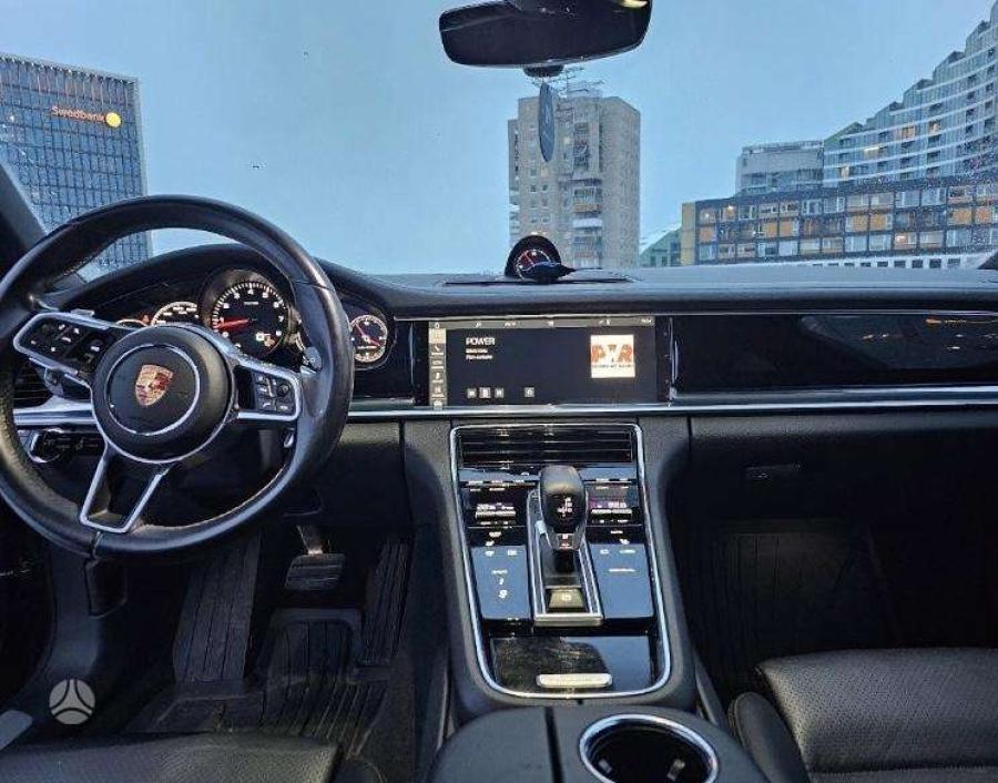 Melns Porsche Panamera 2017 Viļņa, ar dzinēja tilpumu 3.00 L un nobraukumu 127 tūkst. km par 39900 €, foto 8 vietnē AUTOMOTO.COM.LV