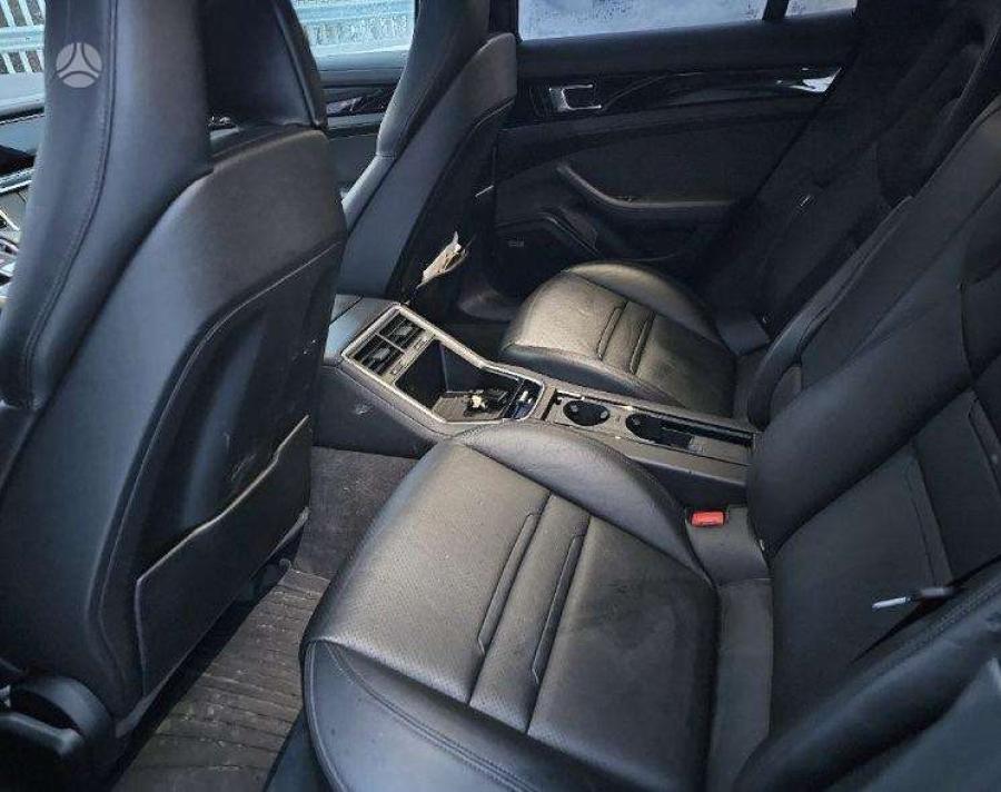 Melns Porsche Panamera 2017 Viļņa, ar dzinēja tilpumu 3.00 L un nobraukumu 127 tūkst. km par 39900 €, foto 14 vietnē AUTOMOTO.COM.LV