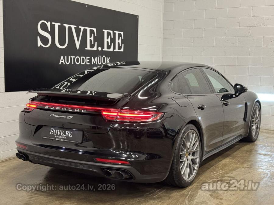 Black Porsche Panamera 2017 in Tallinn, with an engine capacity of 2.90 L and mileage of 175 thousand km for 49995 €, photo 5 on AUTOMOTO.COM.LV