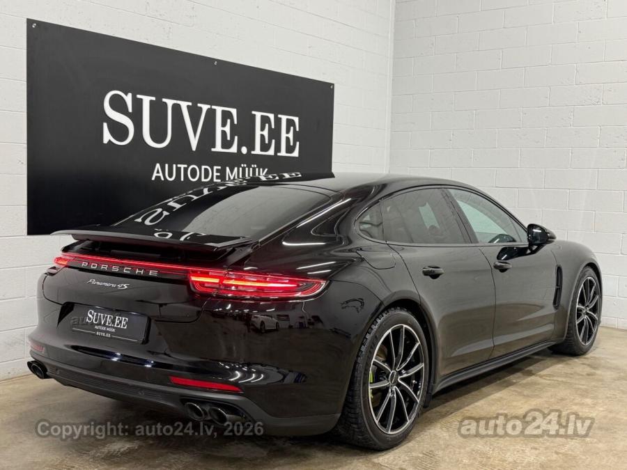 Black Porsche Panamera 2017 in Tallinn, with an engine capacity of 2.90 L and mileage of 175 thousand km for 49995 €, photo 9 on AUTOMOTO.COM.LV