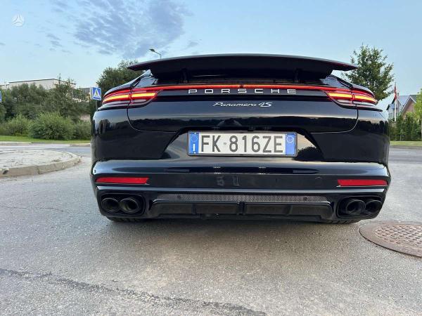Melns Porsche Panamera 2017 Viļņa, ar dzinēja tilpumu 4.00 L un nobraukumu 220 tūkst. km par 39500 €, foto 7 vietnē AUTOMOTO.COM.LV