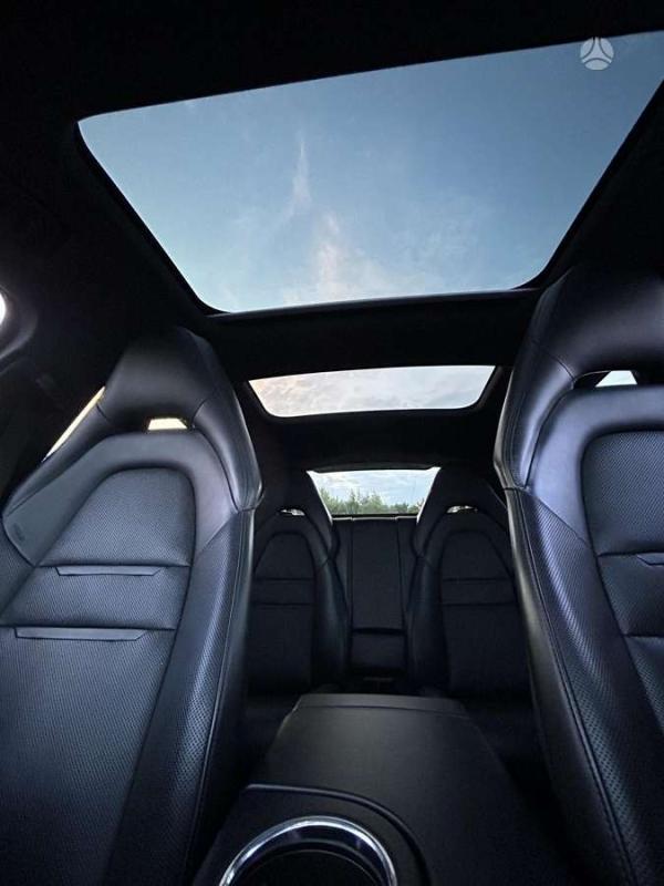 Melns Porsche Panamera 2017 Viļņa, ar dzinēja tilpumu 4.00 L un nobraukumu 220 tūkst. km par 39500 €, foto 10 vietnē AUTOMOTO.COM.LV